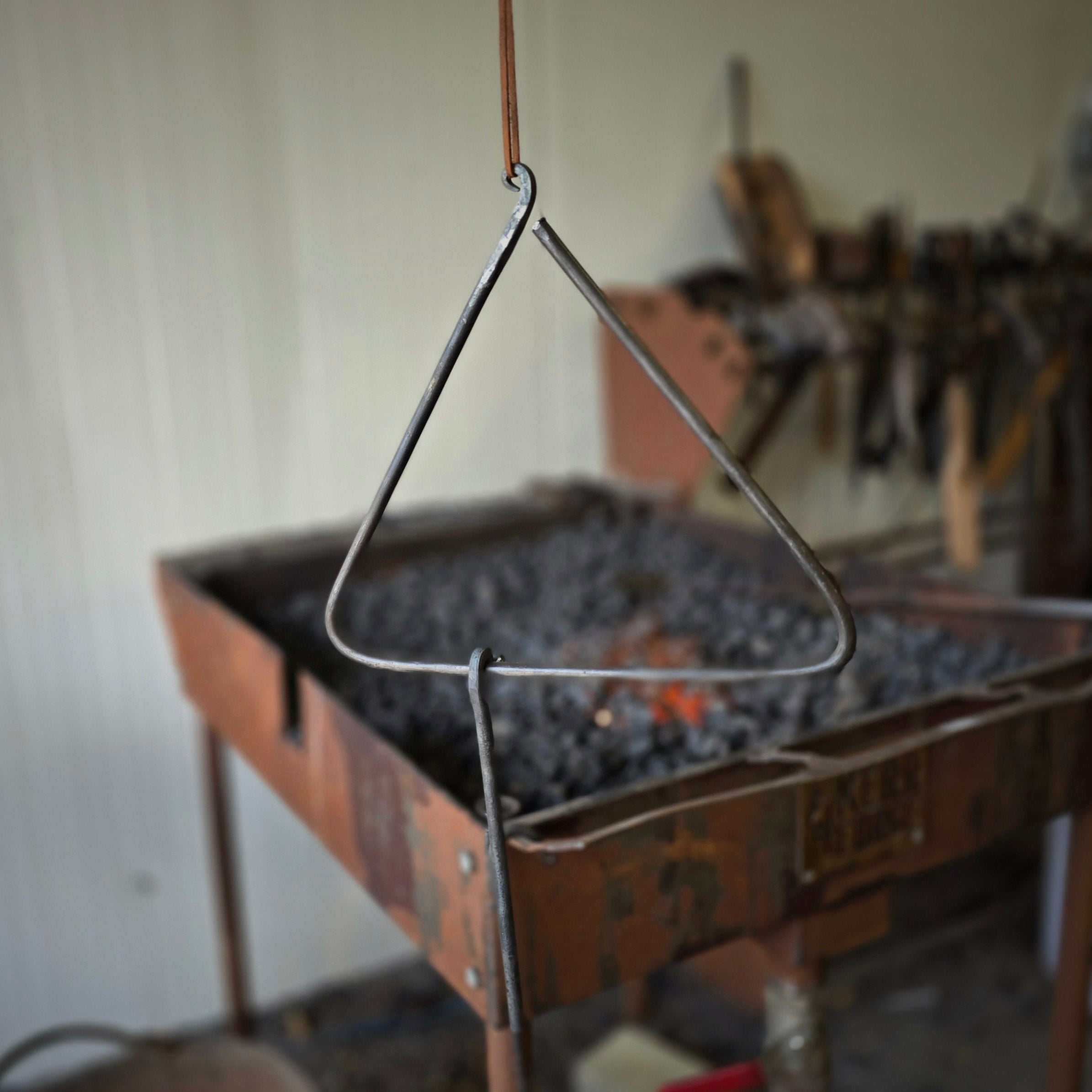 Kids "Make your own Triangle" Blacksmithing Session – Kerr Forge